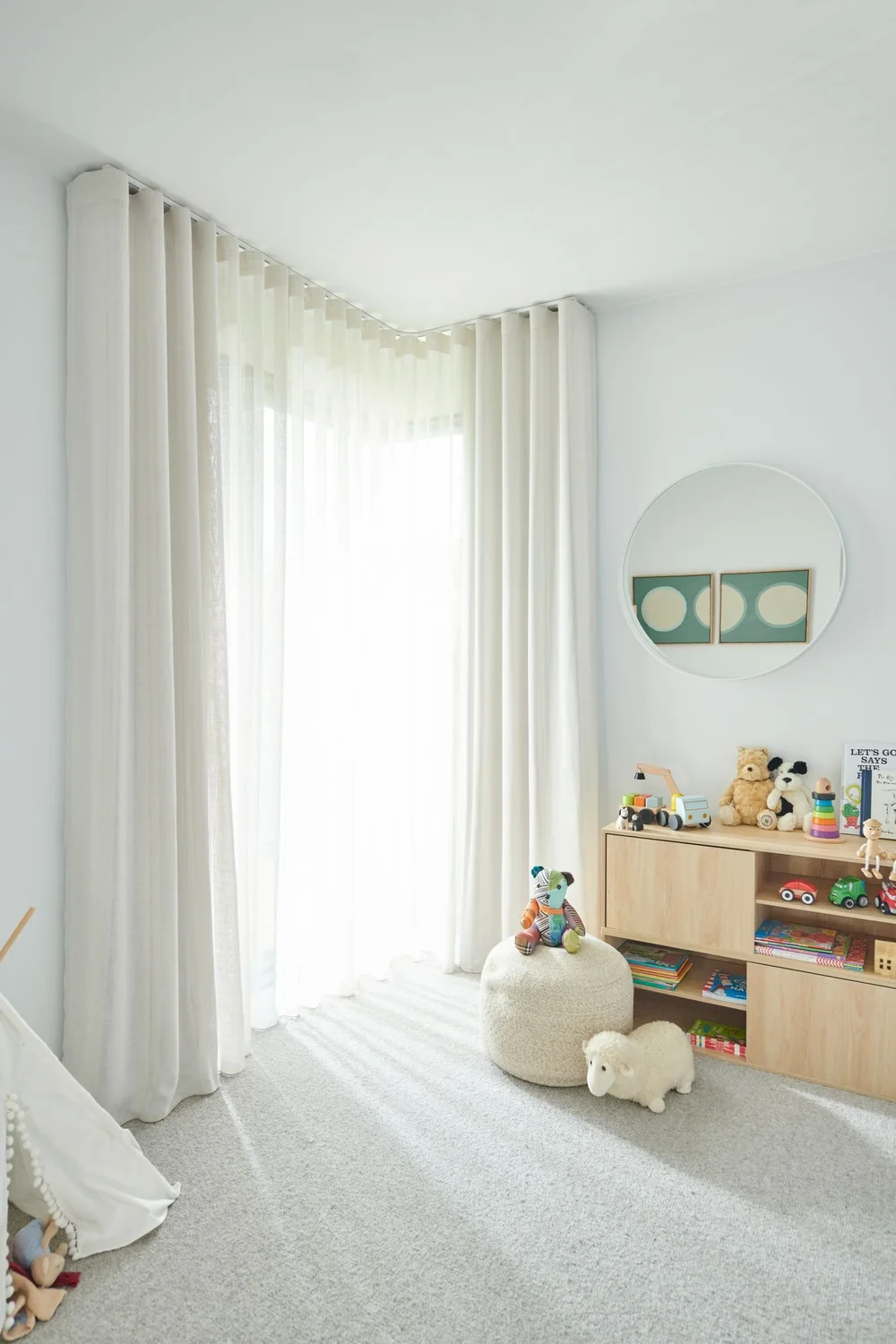 Corner window covering solutions — Adore Home Magazine