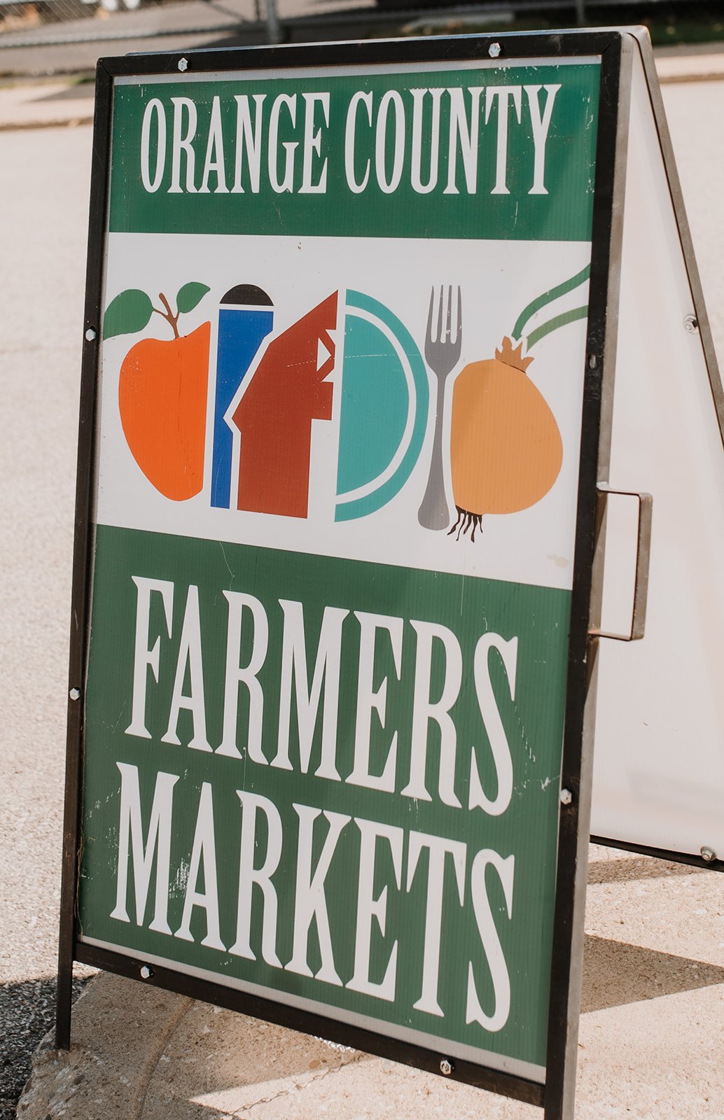 Local Farmers Market Sign