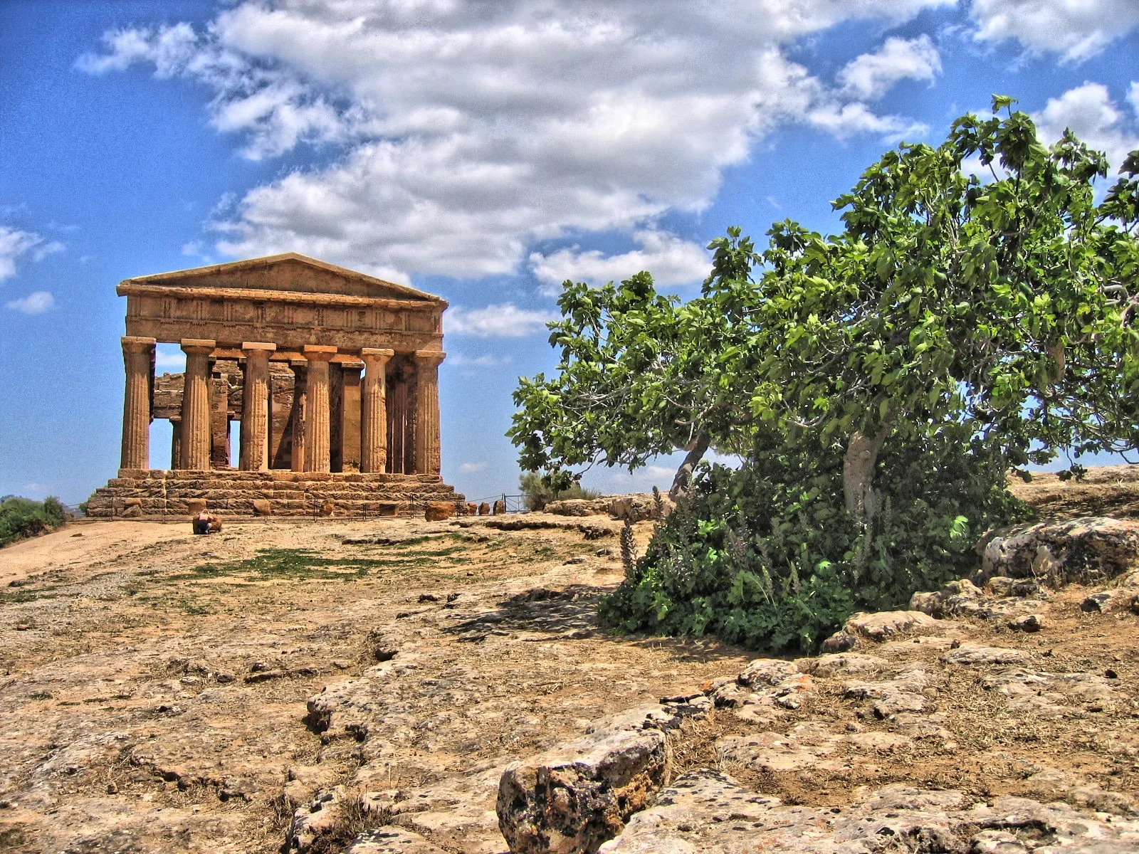An overview of the most famous Greek temples found around the Mediterranean