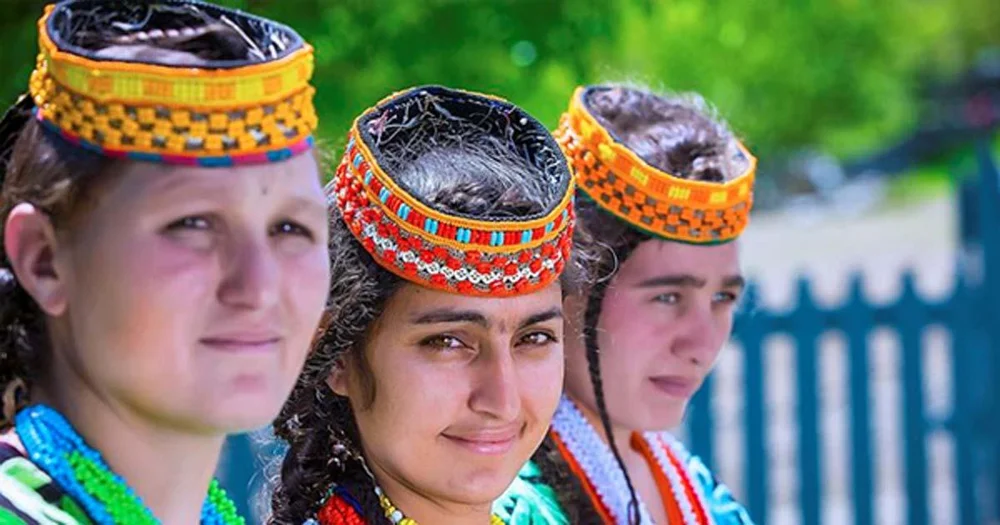 Kalash People: Blonde Hair and Blue Eye Tribe in Pakistan | Are the ...
