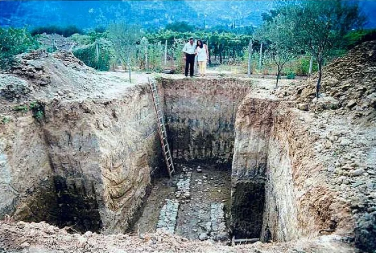 Helike: The Real-Life Atlantis of Ancient Greece - Uncovering Lost City ...