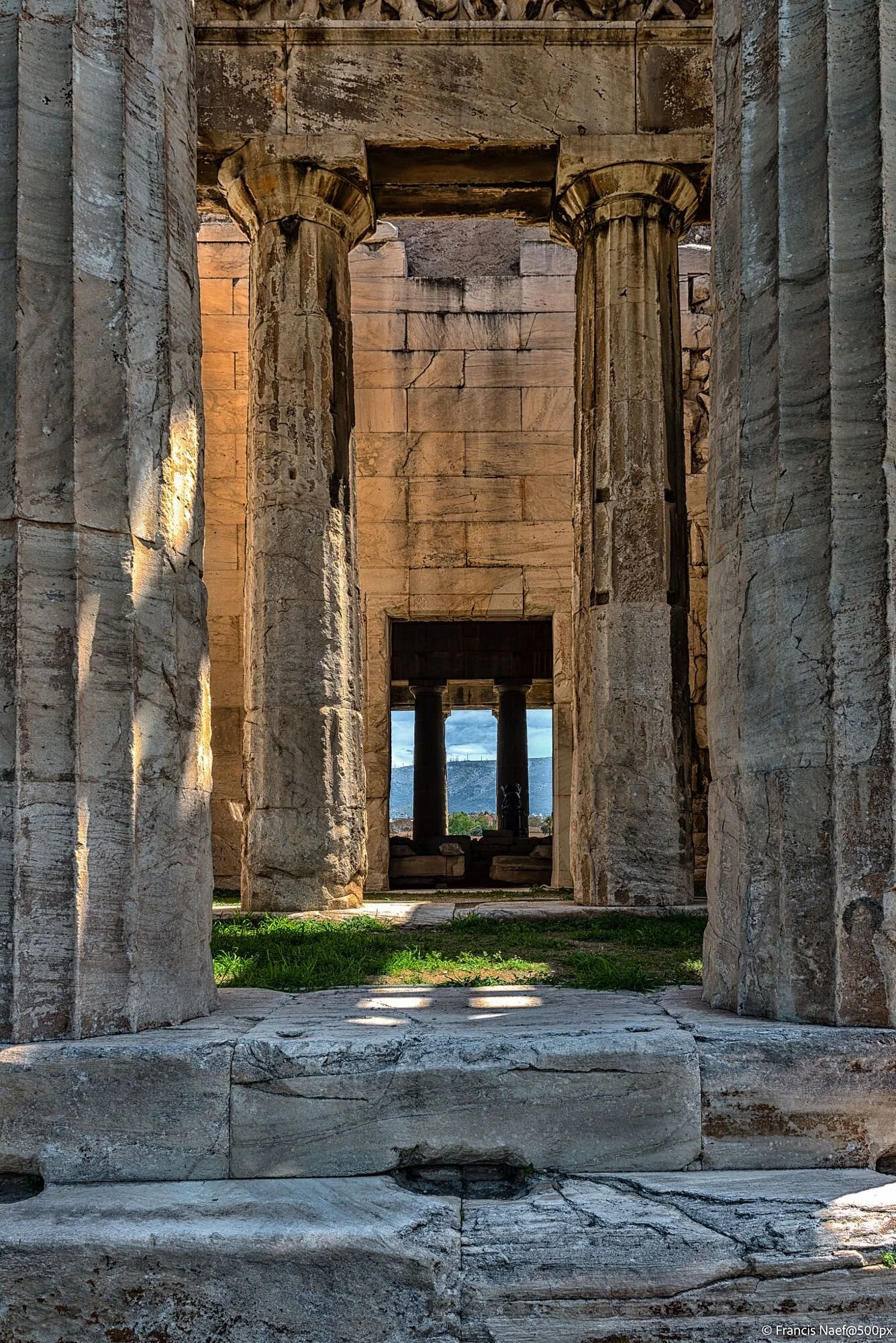 The Temple of Hephaestus in central Athens | The Best-preserved Ancient ...