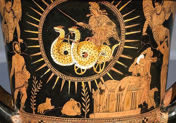 Who was Medea in Greek mythology? The sorceress that killed her own ...