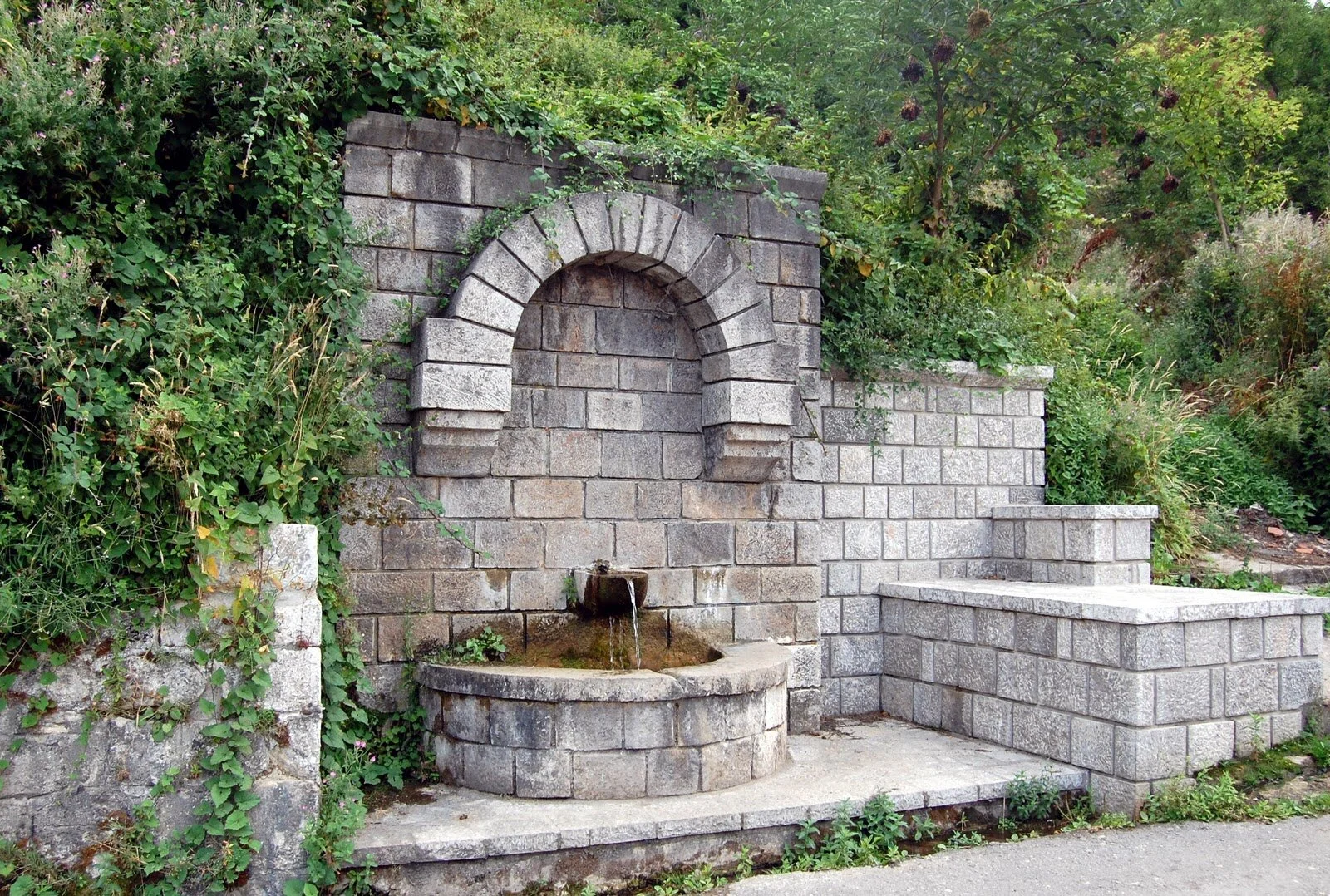 50 of the most beautiful traditional fountains in Greece