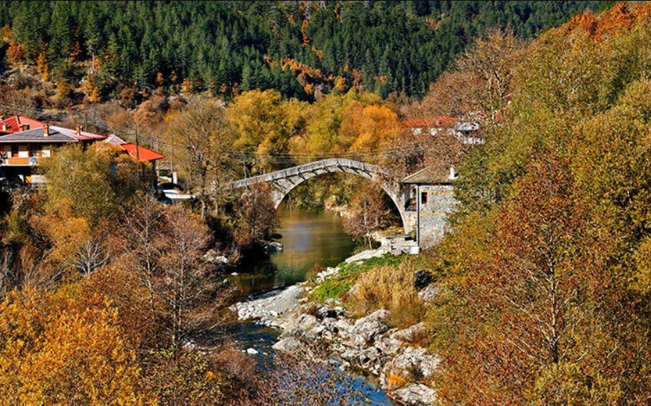 Three villages in Greece that look like they came out of a fairy tale
