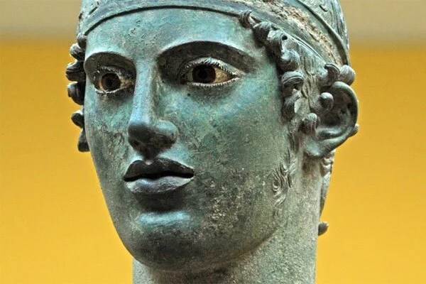 Iniochos: the statue that has survived the centuries thanks to a great ...