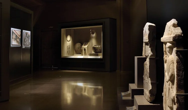 The Discovery of The Tombs of Alexander the Great’s Father and Son in ...