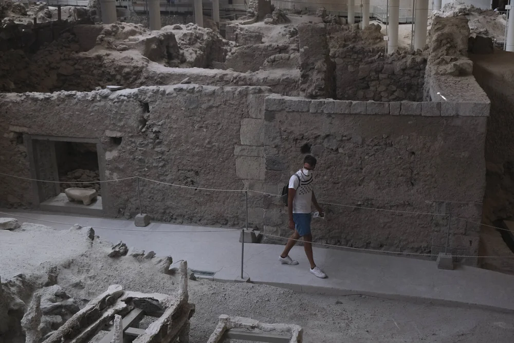 The Prehistoric Buried City of Akrotiri – Discovered in 1860