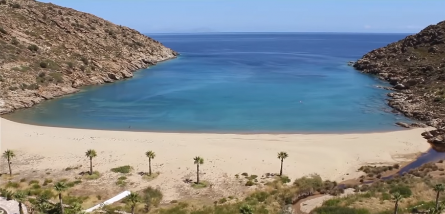 Visit the Greek island in the 100 most impressive list in the world (video)