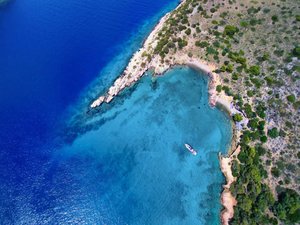 Dokos: Home to the Oldest Shipwreck in the World—And It’s in Greece