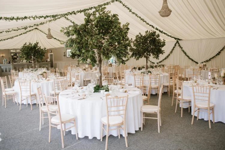 GALLERY — The Wedding Room