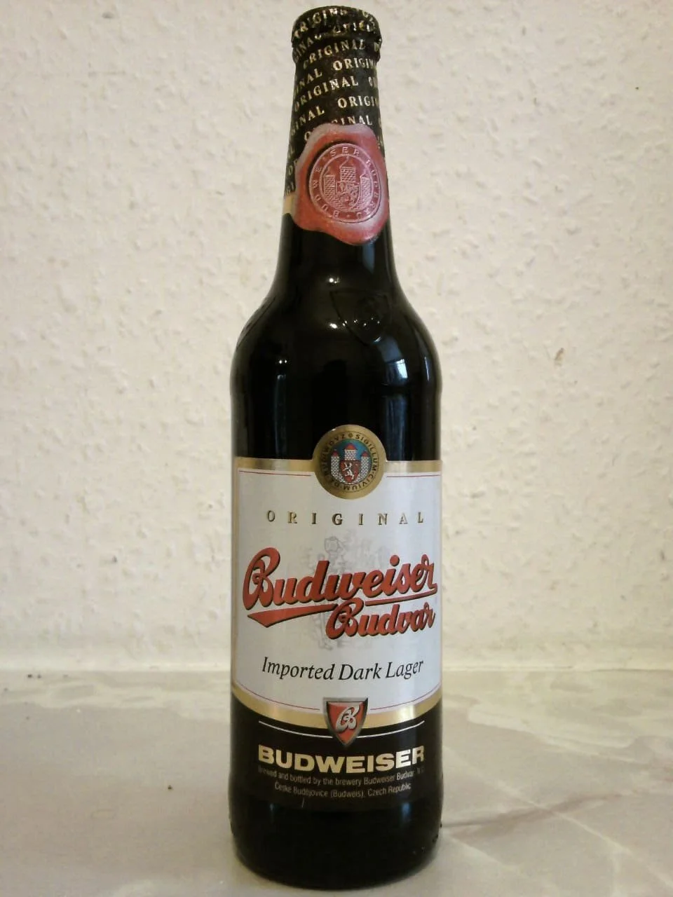 Gece kadar siyah, stout kadar koyu: Budweiser Budvar B:DARK — BiraSever