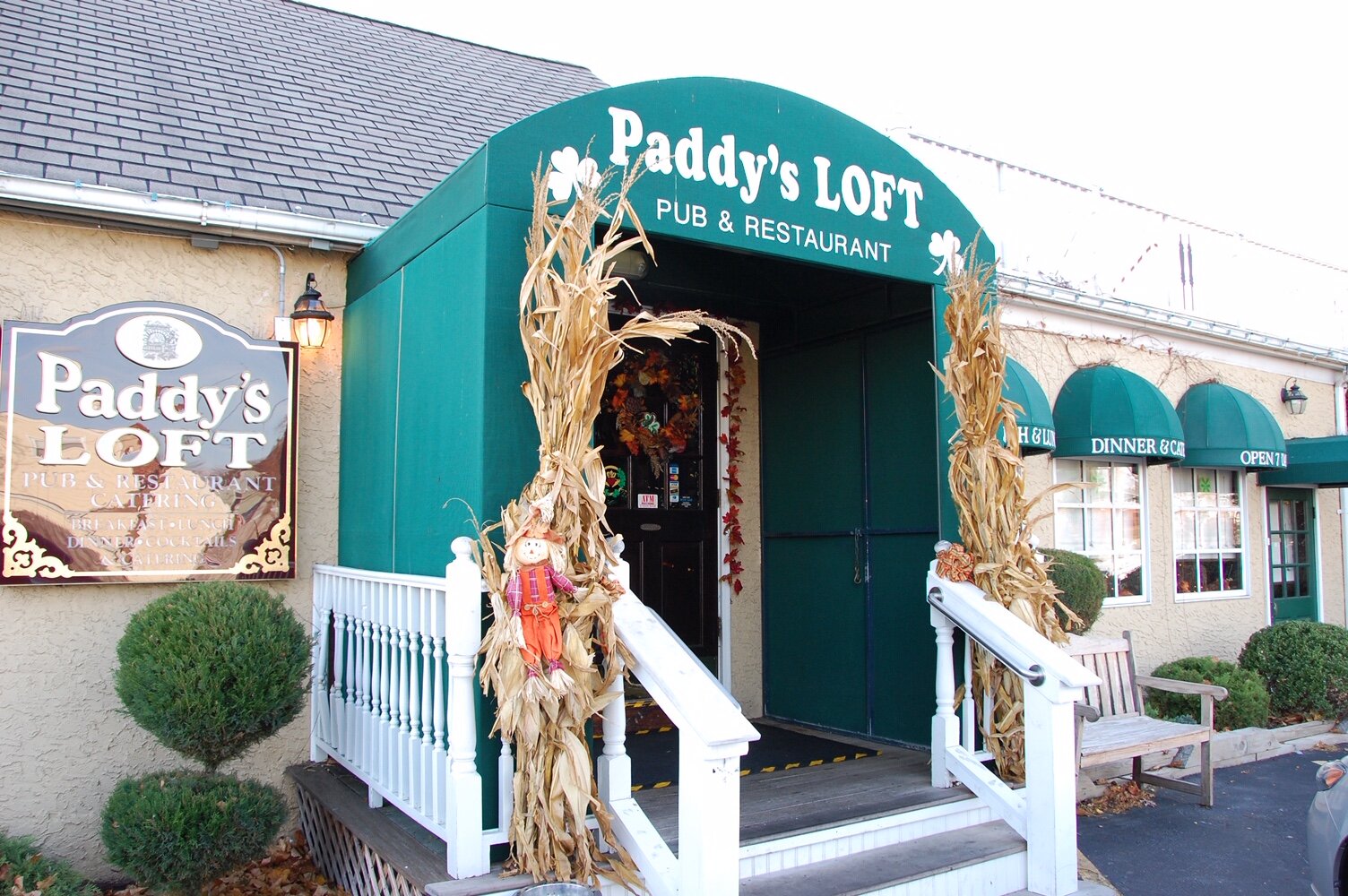 Paddy's Loft Restaurant - Pub - Catering