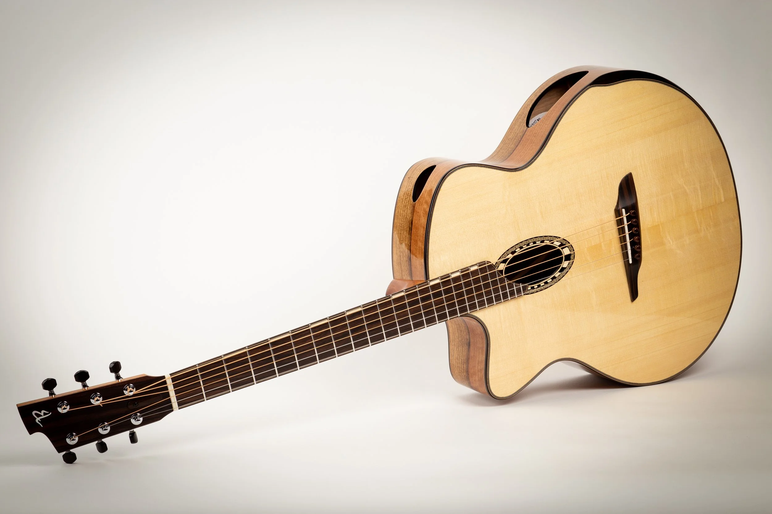 What's New — Beardsell Guitar Workshop
