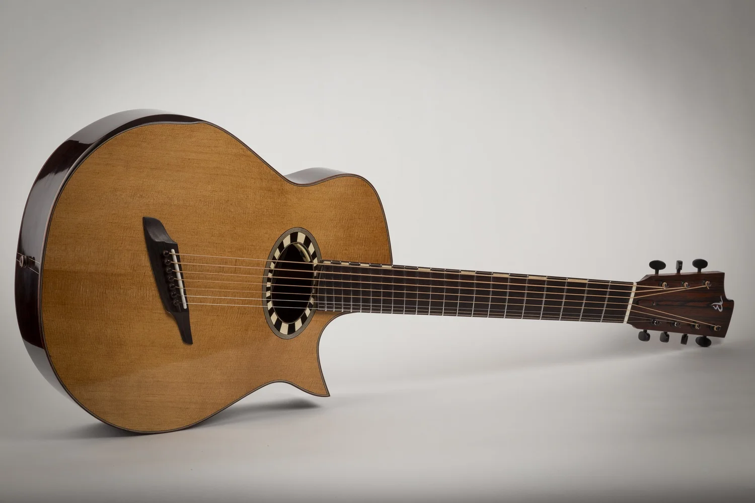 What's New — Beardsell Guitar Workshop