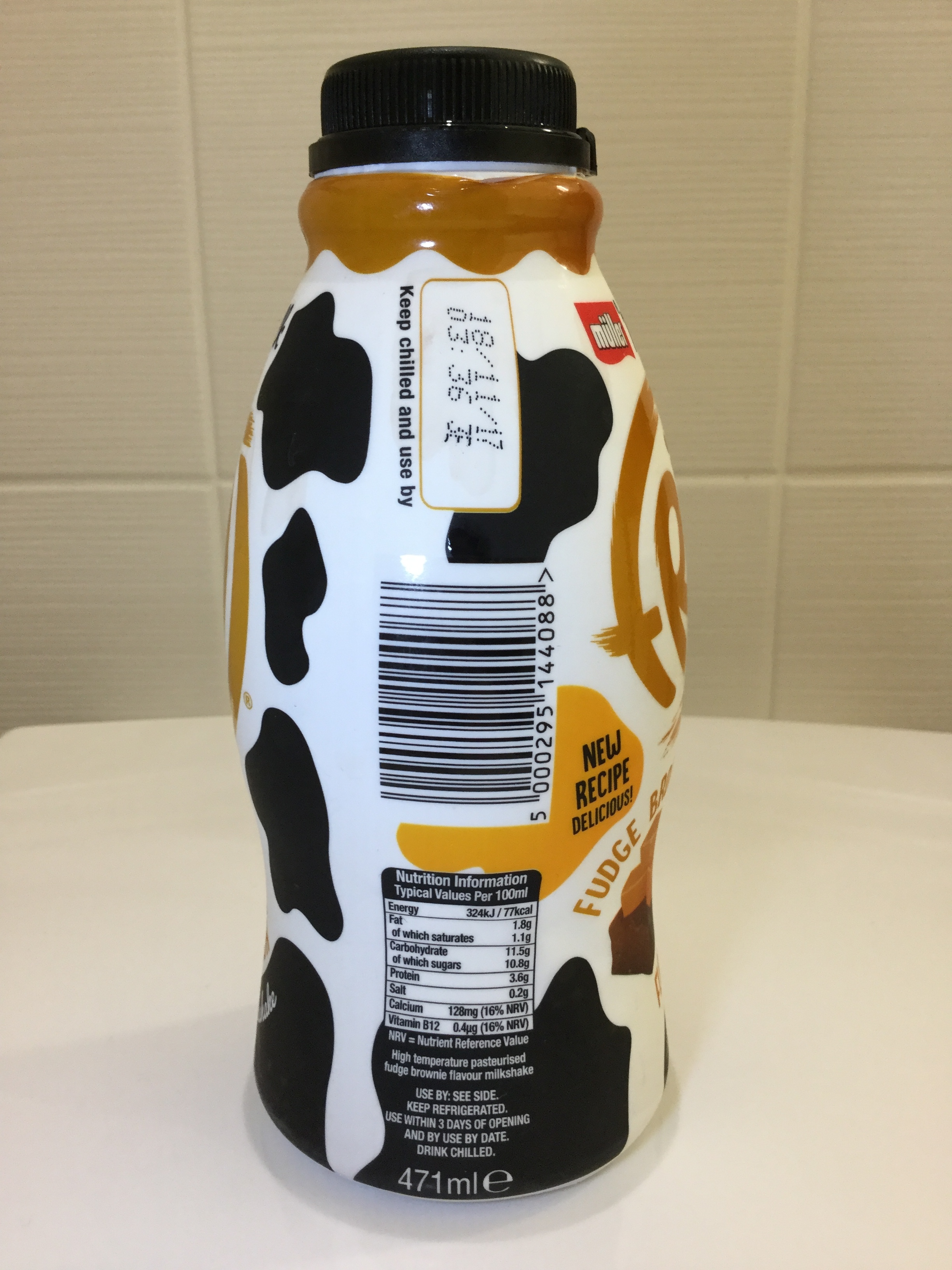 Muller Frijj Fudge Brownie Flavour Milkshake — Chocolate Milk Reviews