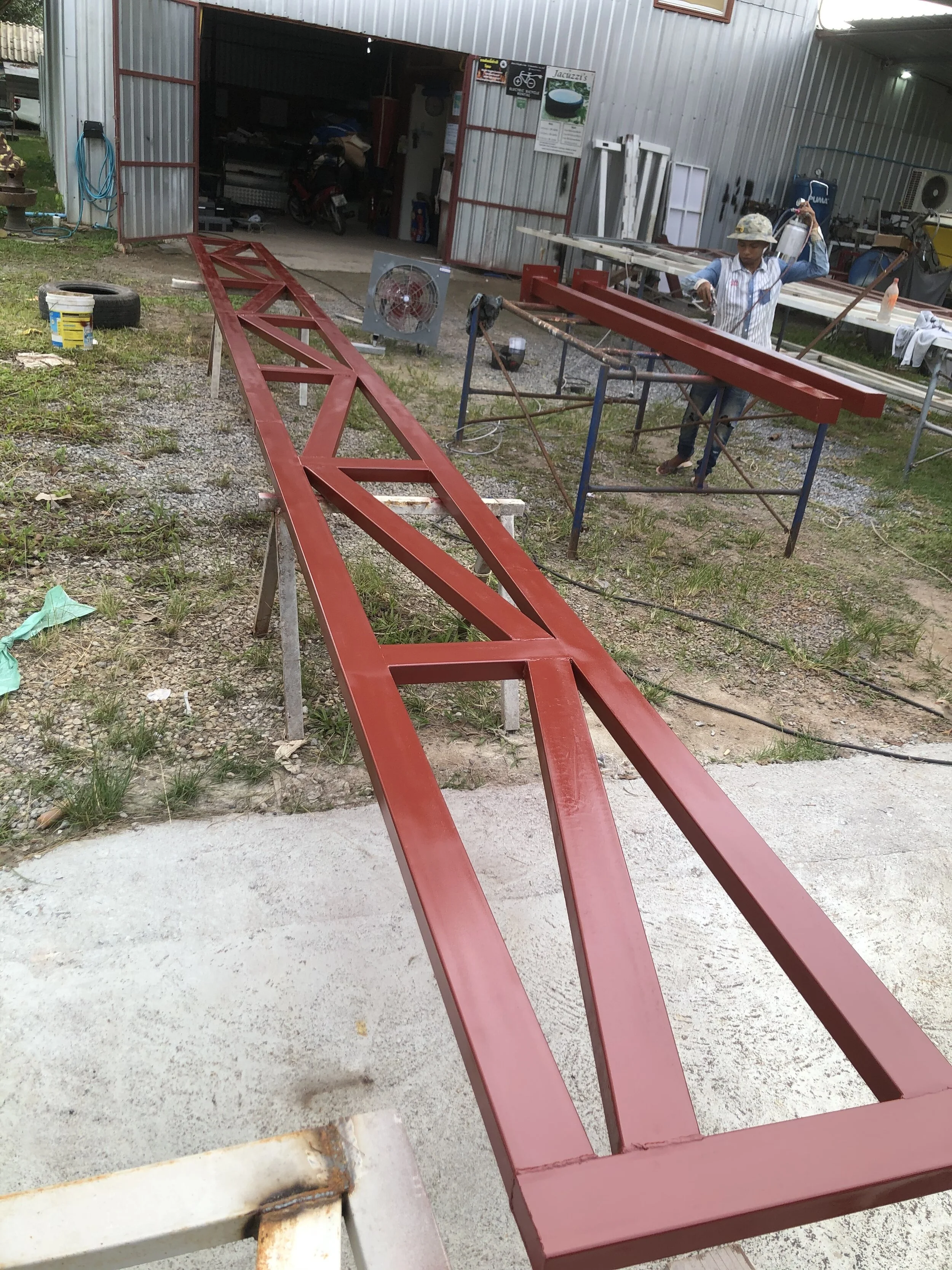 SST Construction & Shades | Roof Trusses