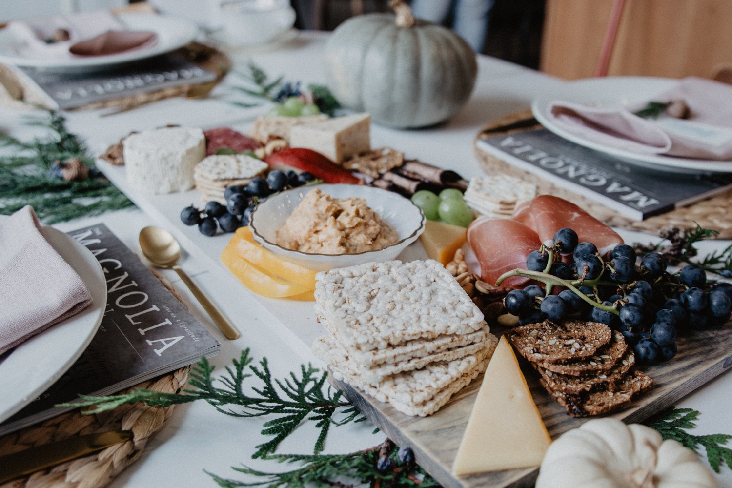 The Prettiest Lunch You Ever Did See — Lauren Jane and Chelsea Shelin