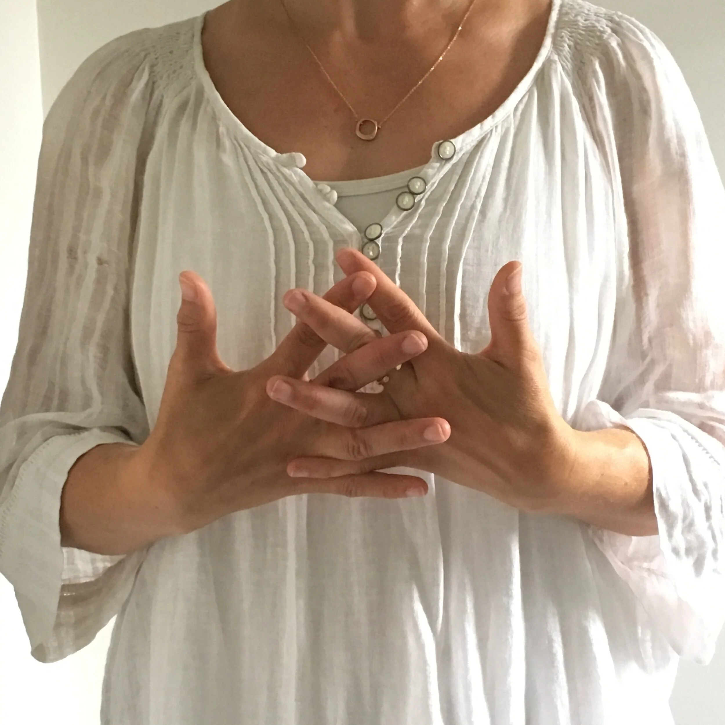 mudras for depression | Discover Therapeutic Mudras — Start Healing ...