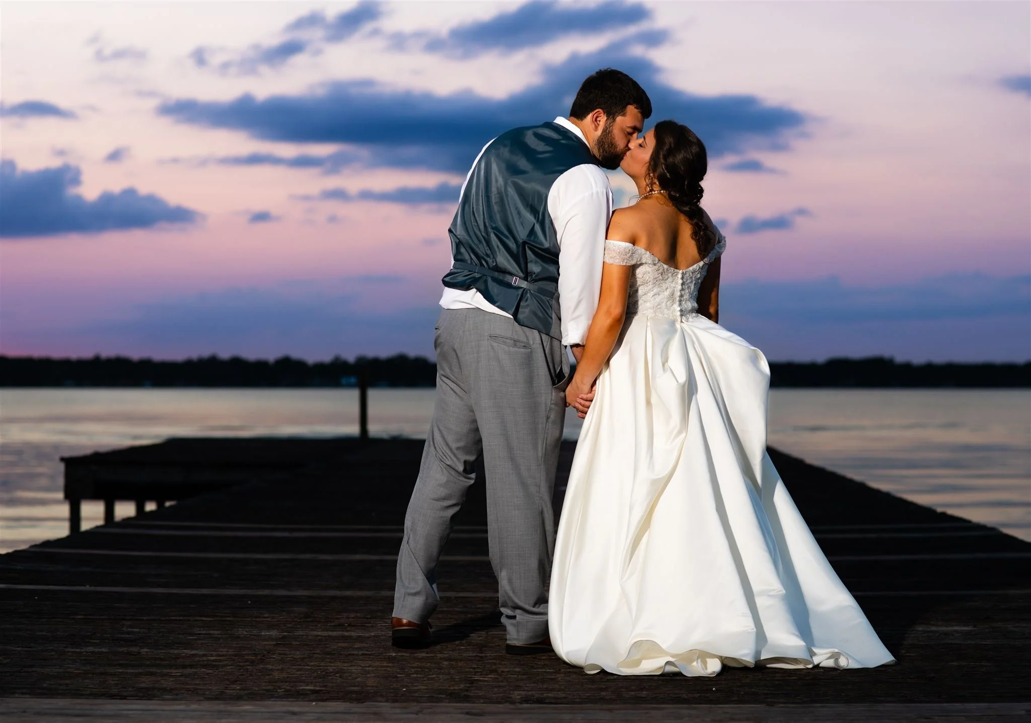 Caitlin Gregory Photography - Wedding Photographer