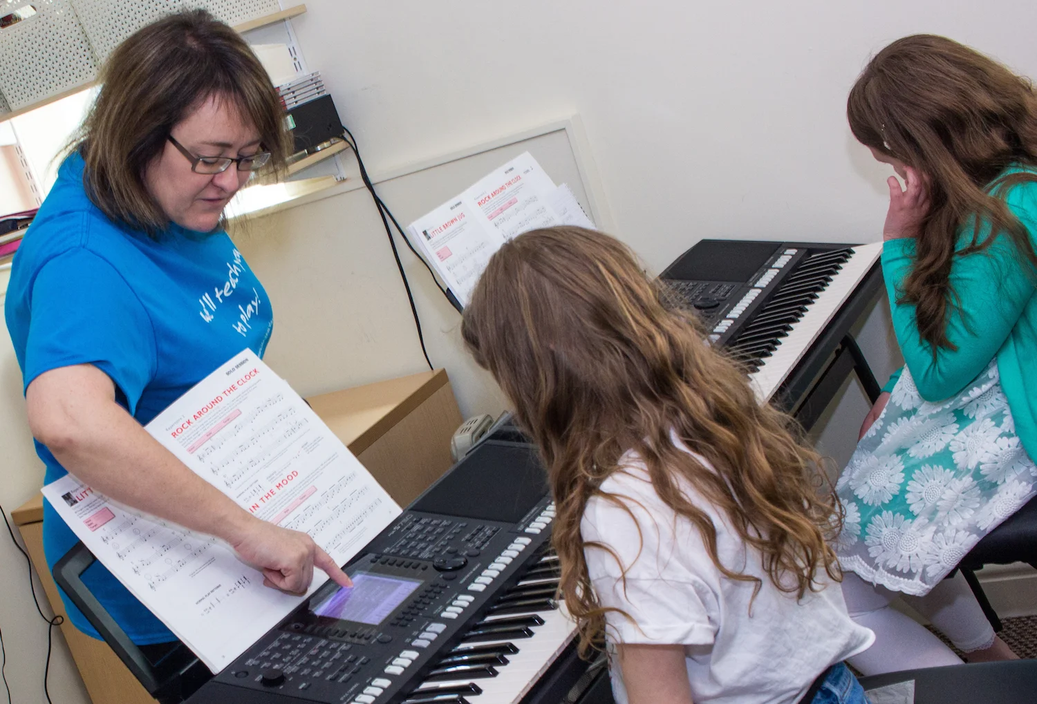Stockport Music School - Guitar, Keyboard, Drums and Woodwind Lessons Home
