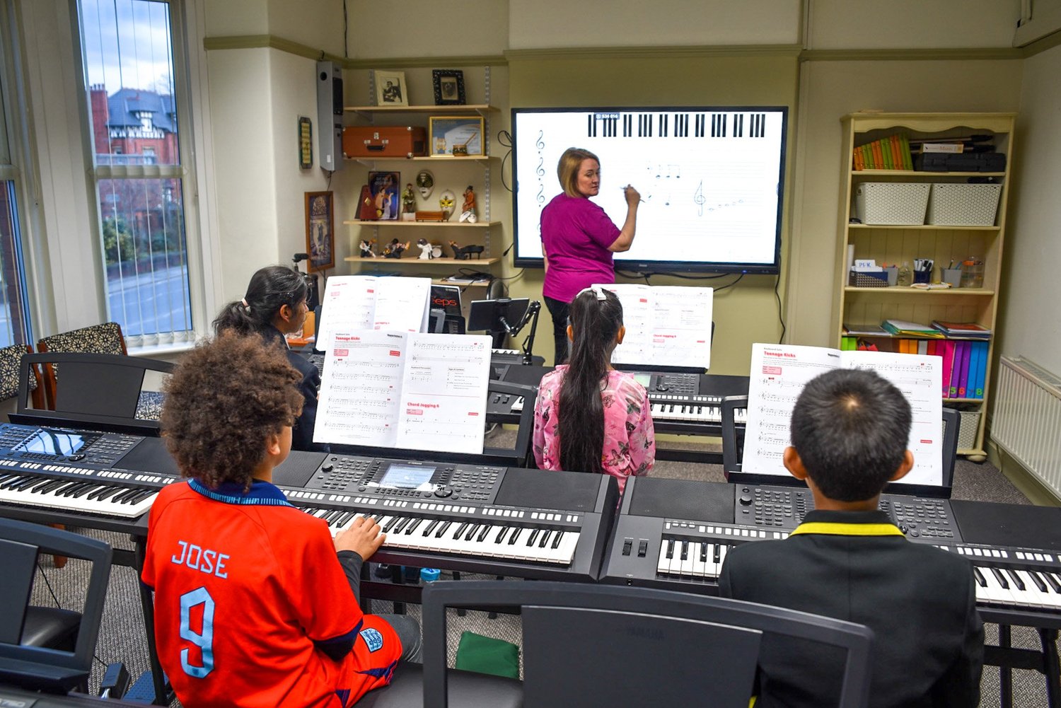 Stockport Music School - Guitar, Keyboard, Drums and Woodwind Lessons Home