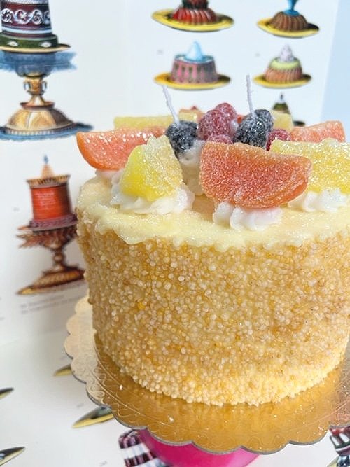 Cereria Introna Large Torta Alla Crema e Canditi Wax Candle — ESPLORA