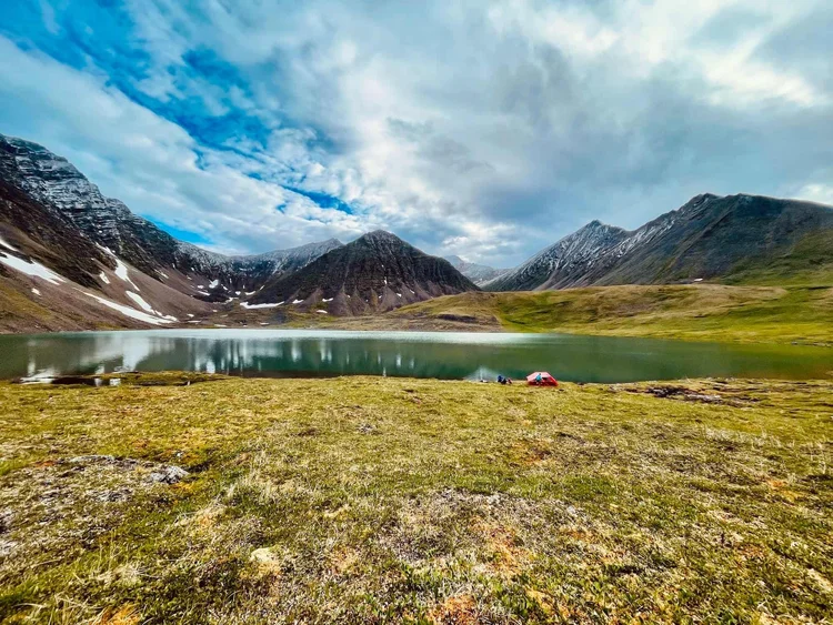 A Guide to Backpacking Gates of the Arctic National Park — Indigo ...