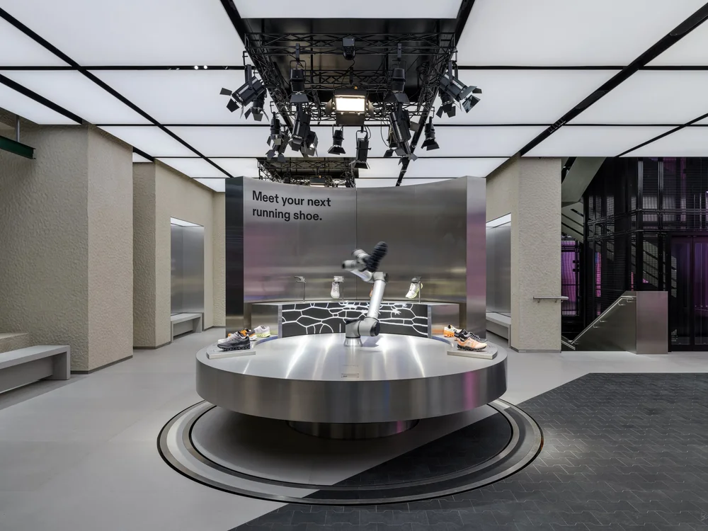 On Running Regent Street London | Retail Photography