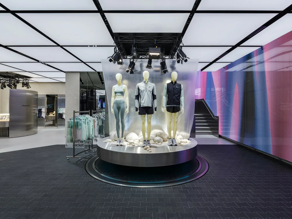 On Running Regent Street London | Retail Photography