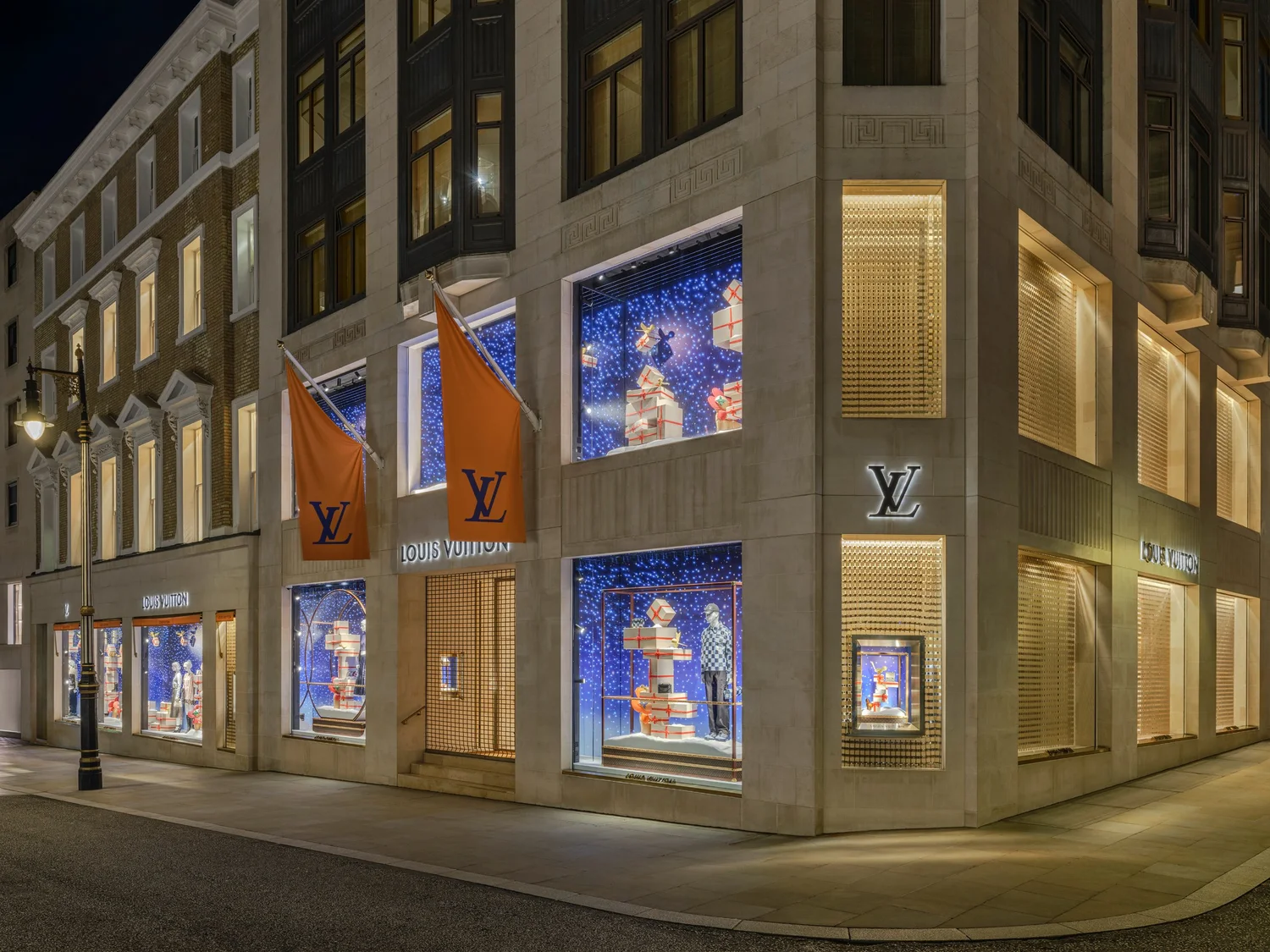 Luxury Retail Interior Photographer | Alex Upton