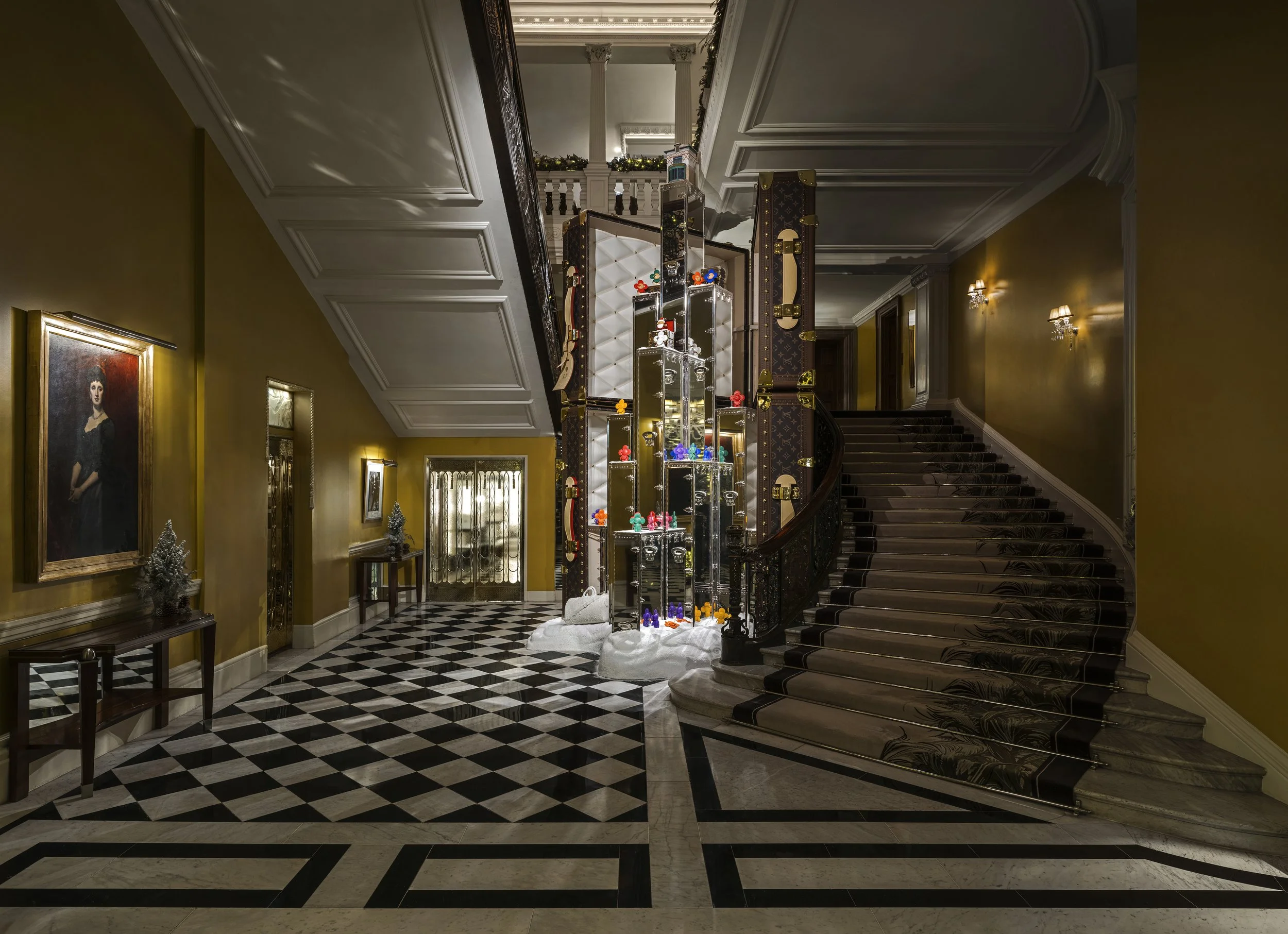 Louis Vuitton Claridge's Christmas Tree | Retail Photography