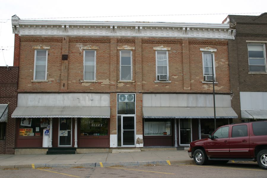 History — Cimarron Hotel