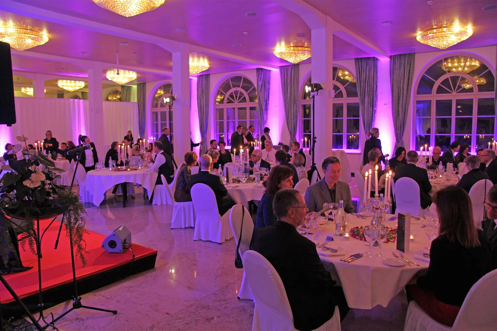 Traumhaft ins Neue Jahr im BALLYHOUSE — BALLYHOUSE