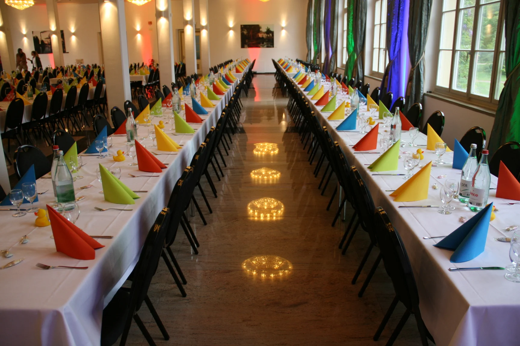 Bilder — BALLYHOUSE