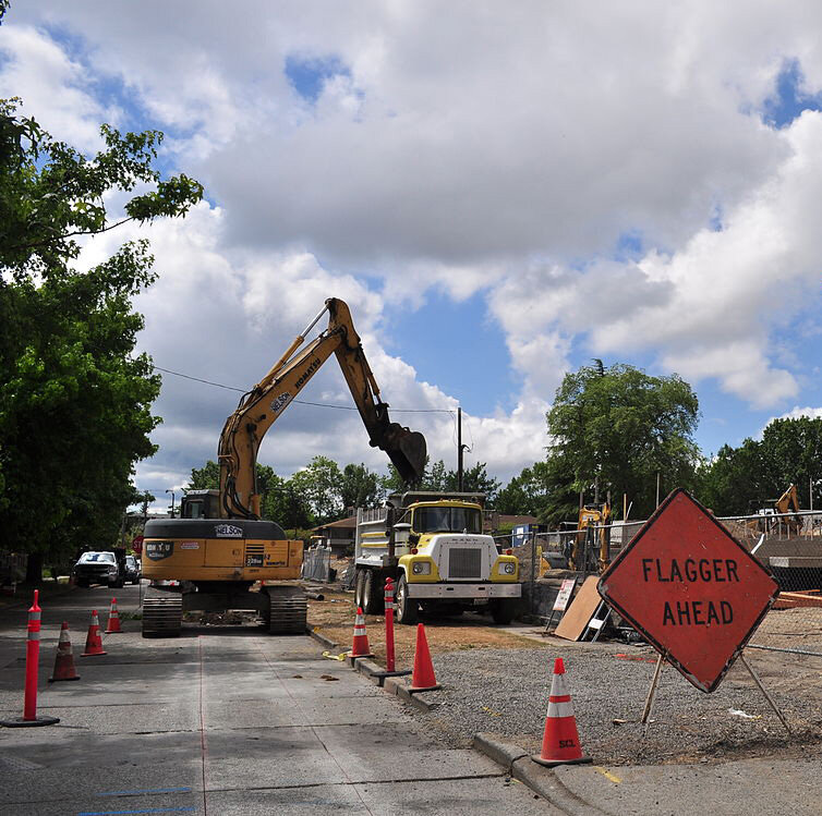 Flagging — Toolbox Talks — Construction Center of Excellence
