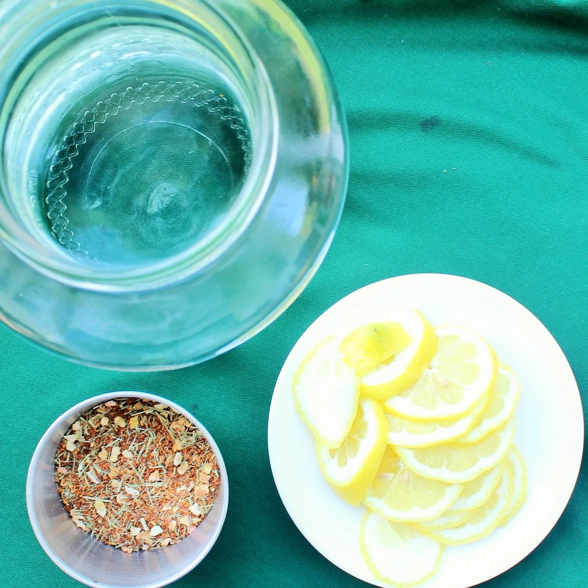 6 Steps on How to Brew Delicious Sun Tea — Leaf Logic Wellness Tea