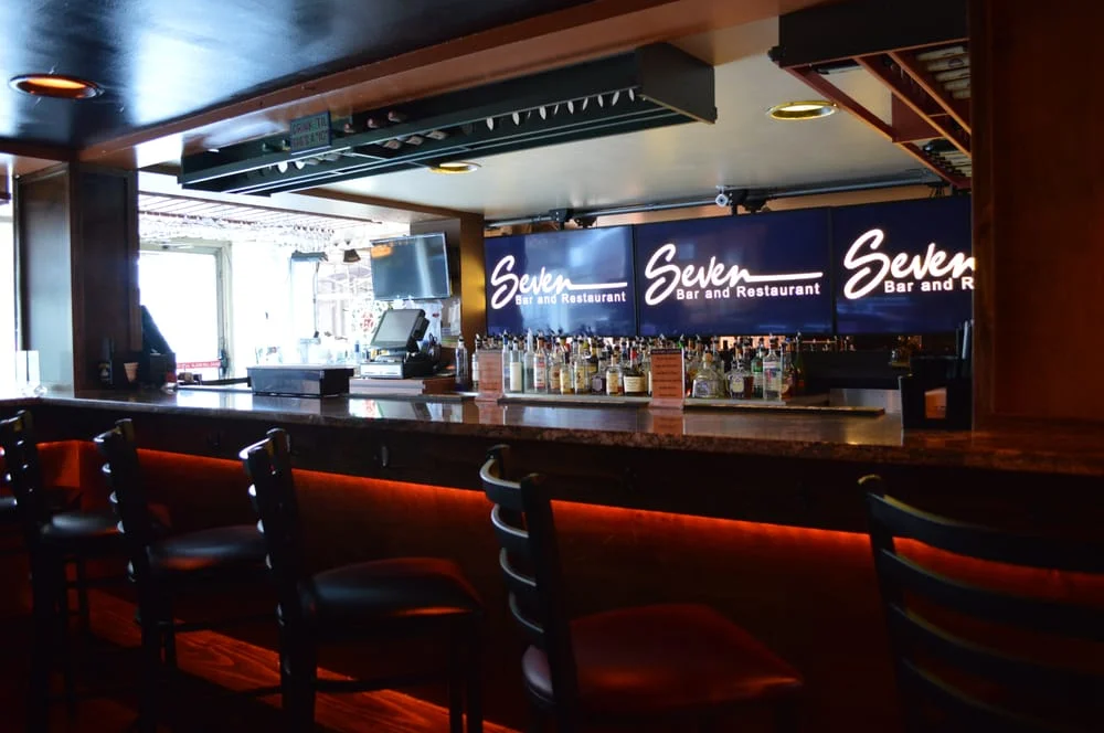 Seven Bar and Restaurant