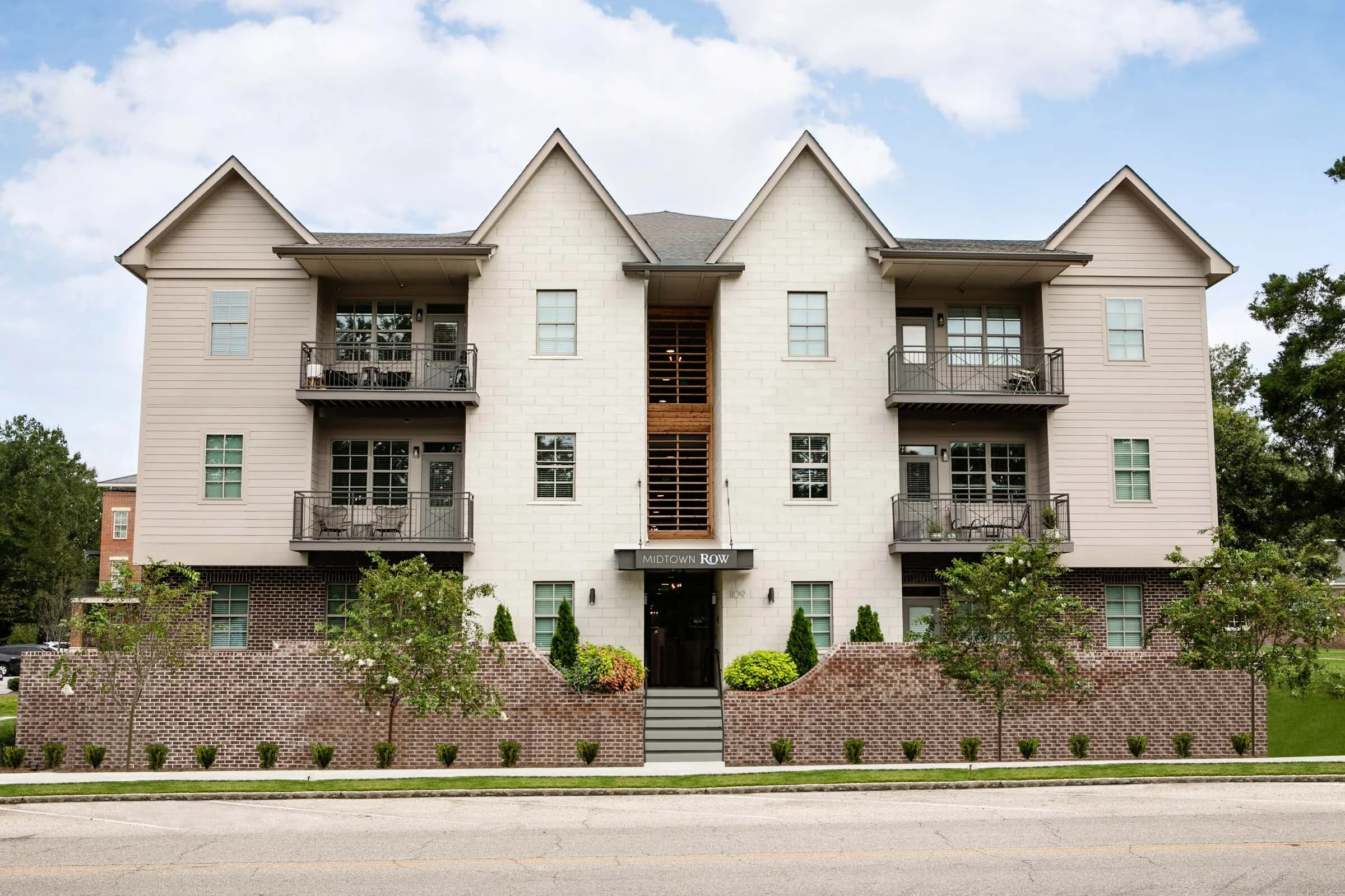 Midtown Row — steenhaus