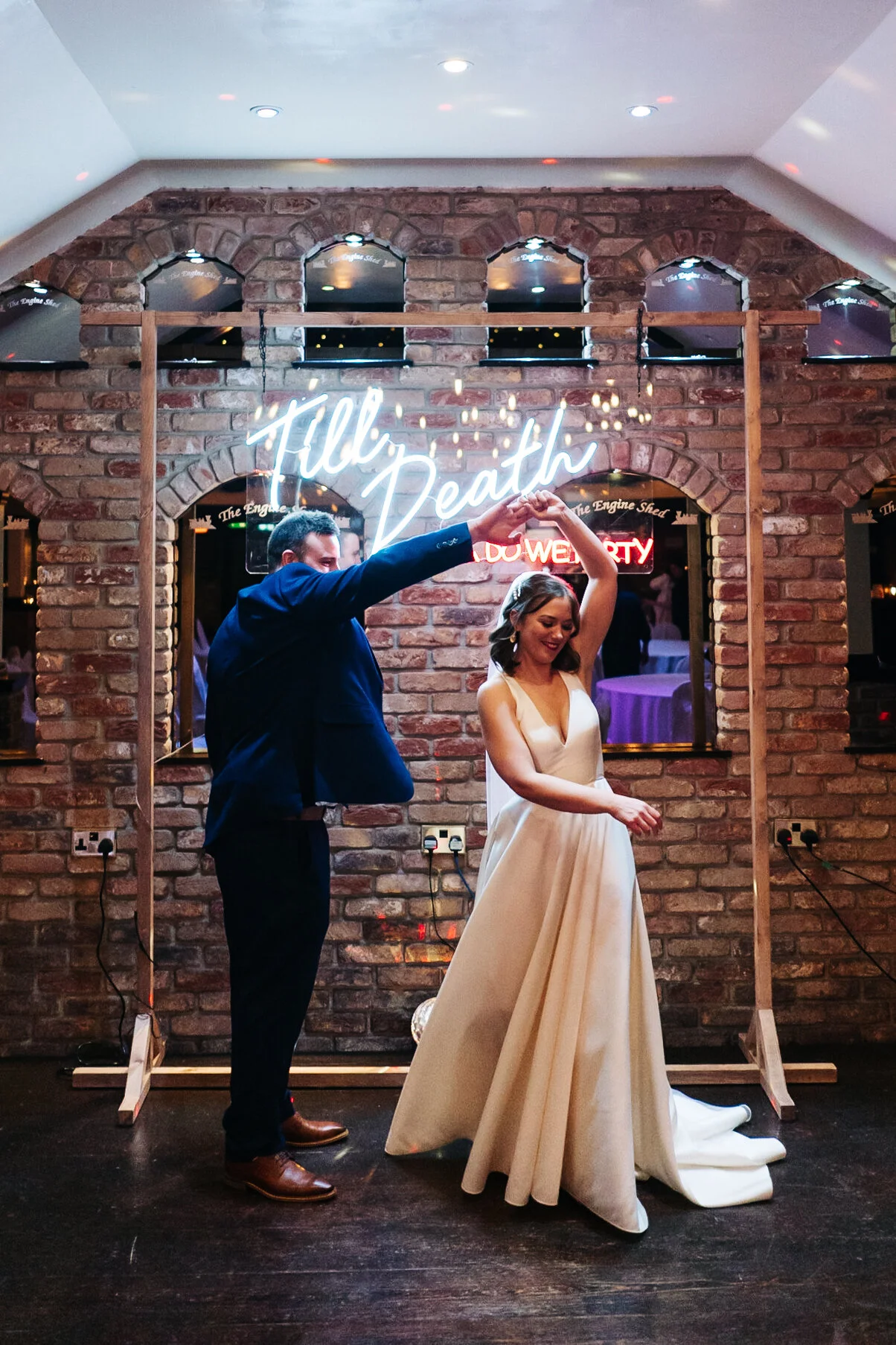 ASHLEY + RICHARD - THE ENGINE SHED, WETHERBY // YORK + LEEDS WEDDING ...