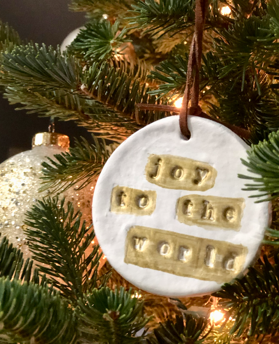 A simple yet pretty diy ornament - A Life Unfolding