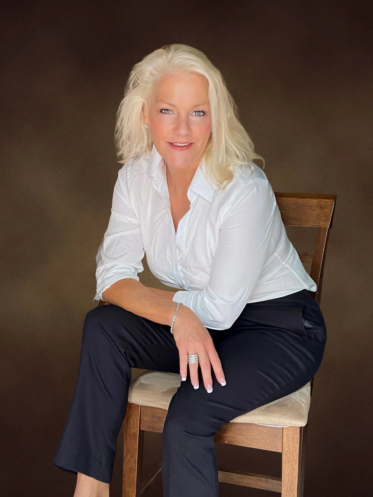 Best Headshot Photographer Near Me — Award Winning Photography