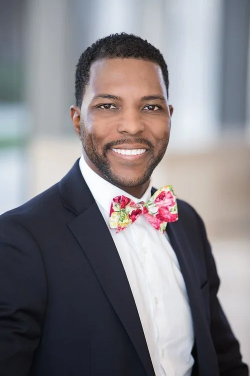 Top 5 Reasons Why You Should Update your business headshots — Award ...
