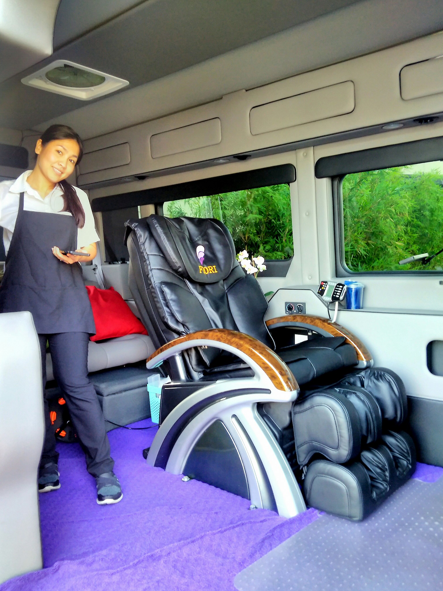 The Nail Van