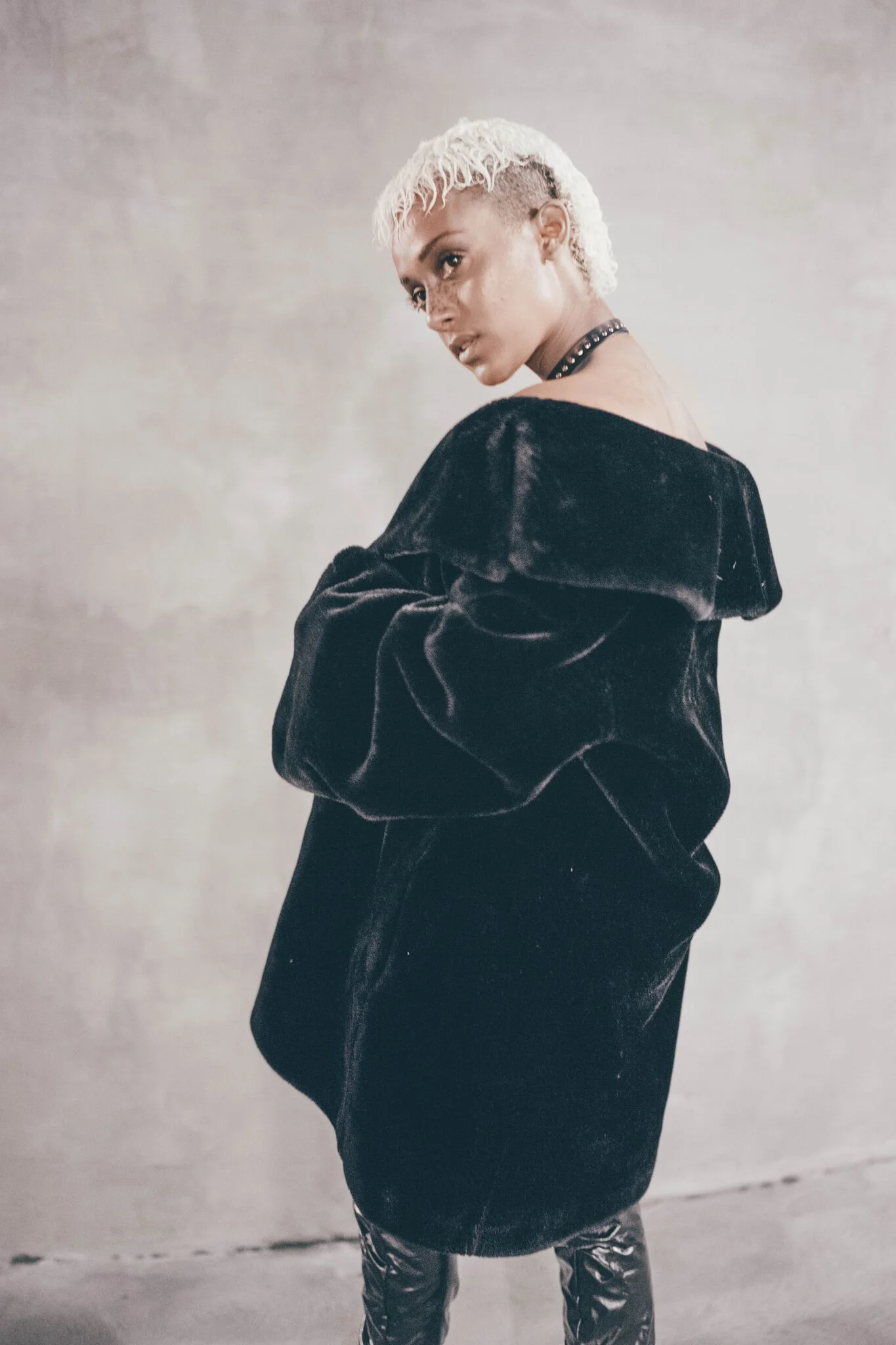 HONNETEBAS — Late Text