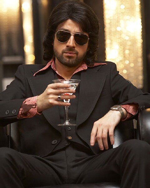 Top 40 men's online thrift store options for clothing and accessories.