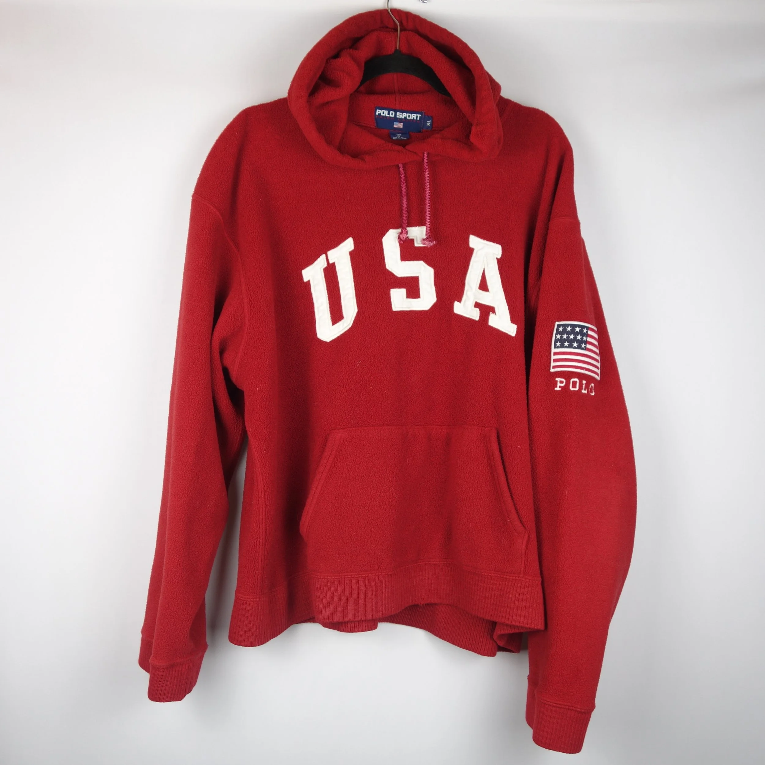 Top 40 men's online thrift store options for clothing and accessories.