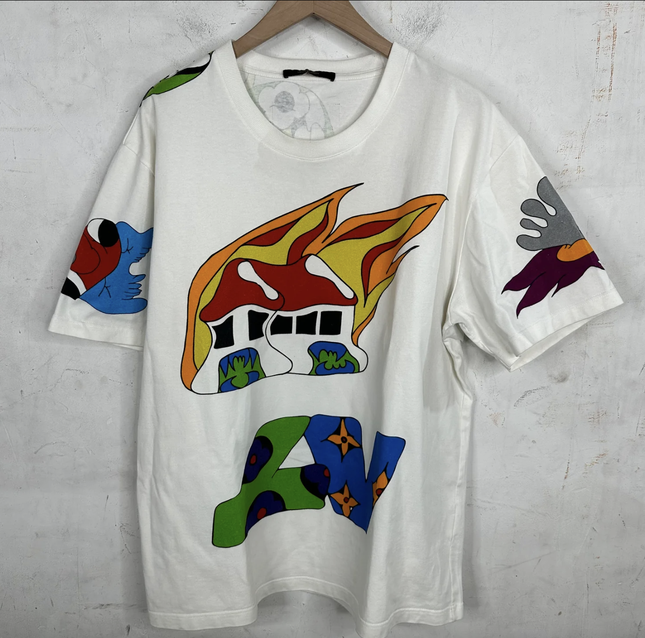 40 thrift stores online carrying men's vintage, streetwear, and luxury.