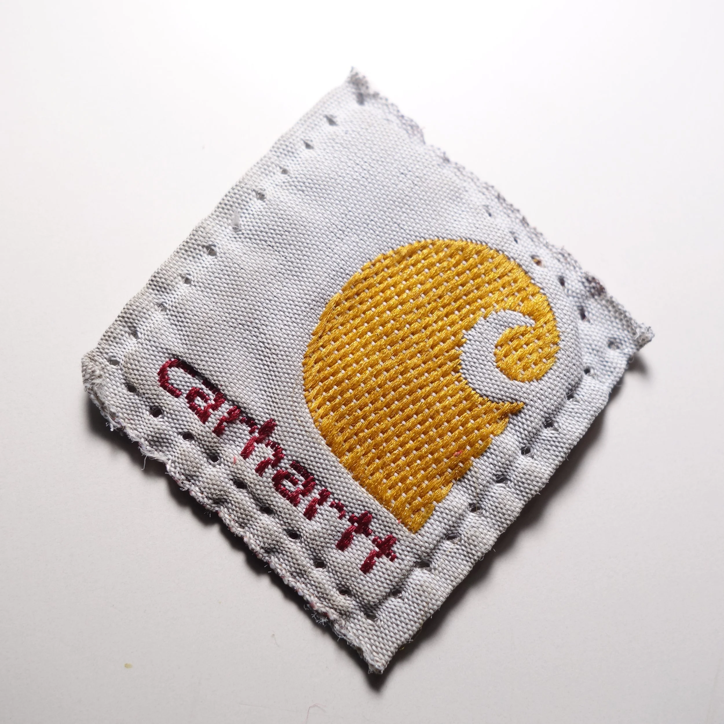 15 best online spots to buy vintage Carhartt coats + jackets.
