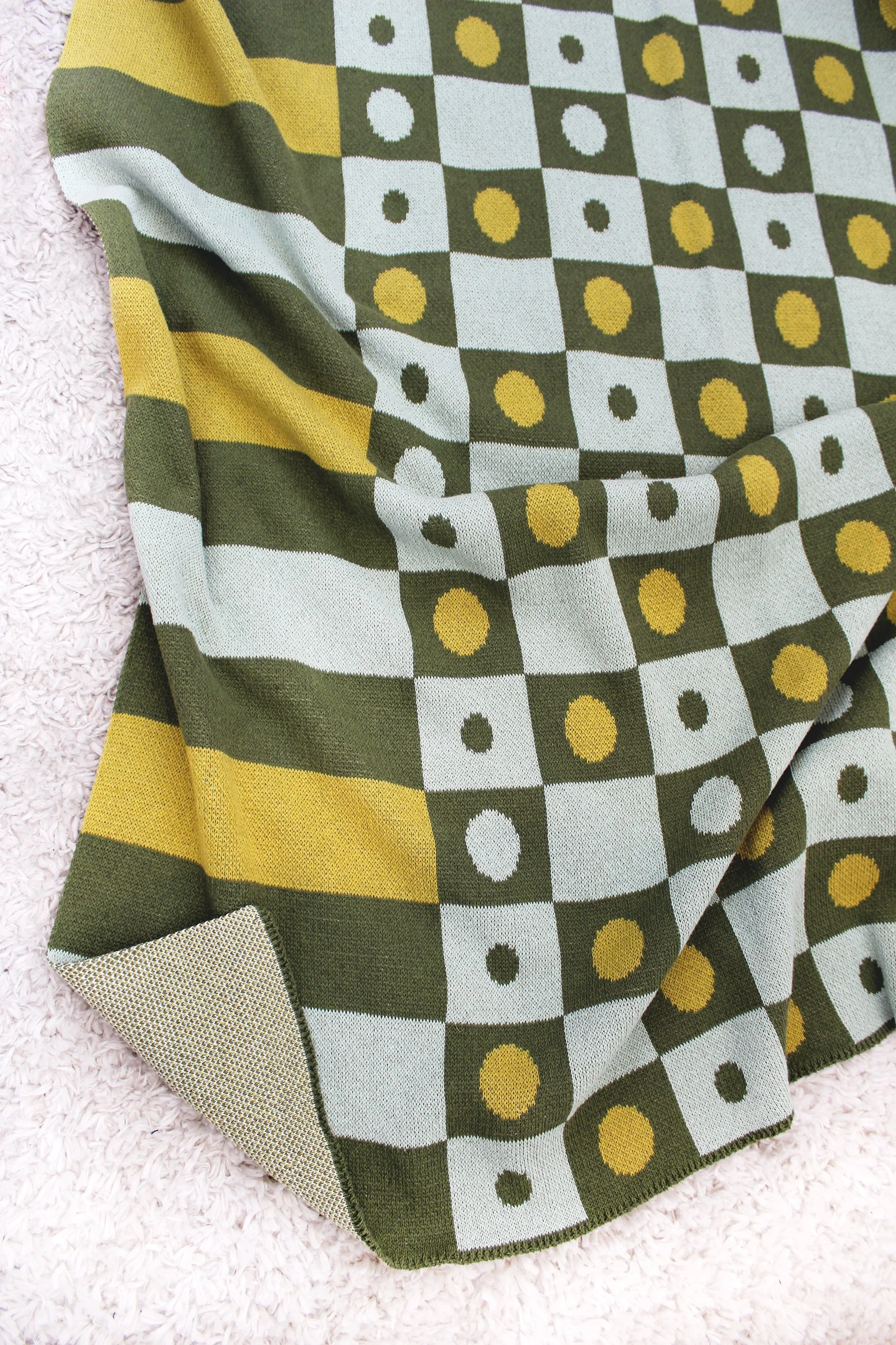 BLANKETS — Calhoun & Co.